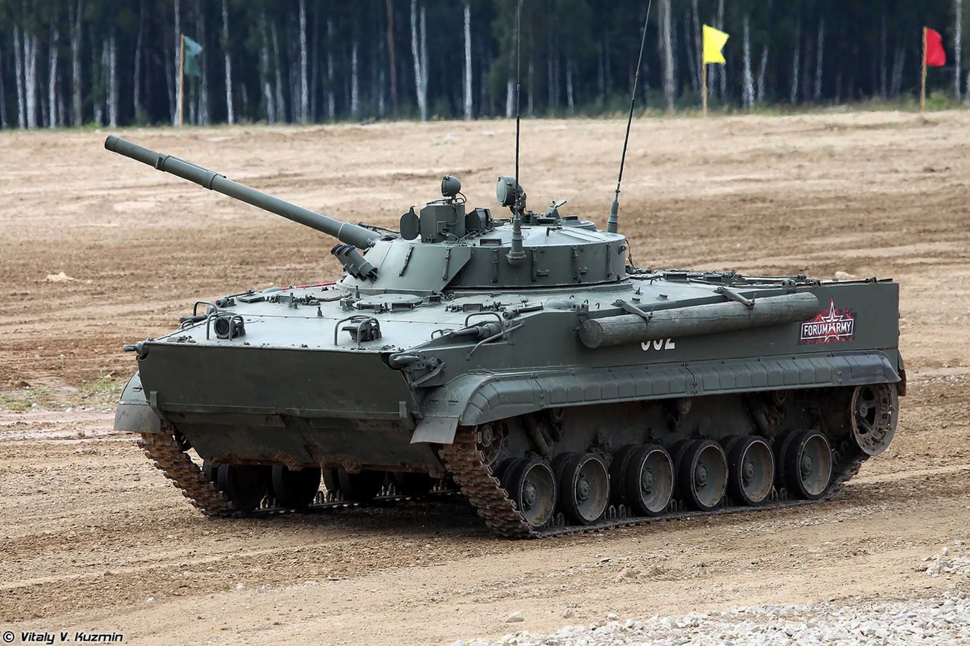Russian Army sees the US-made Bradley M2A2 ODS-SA as a model for future Russian infantry ...